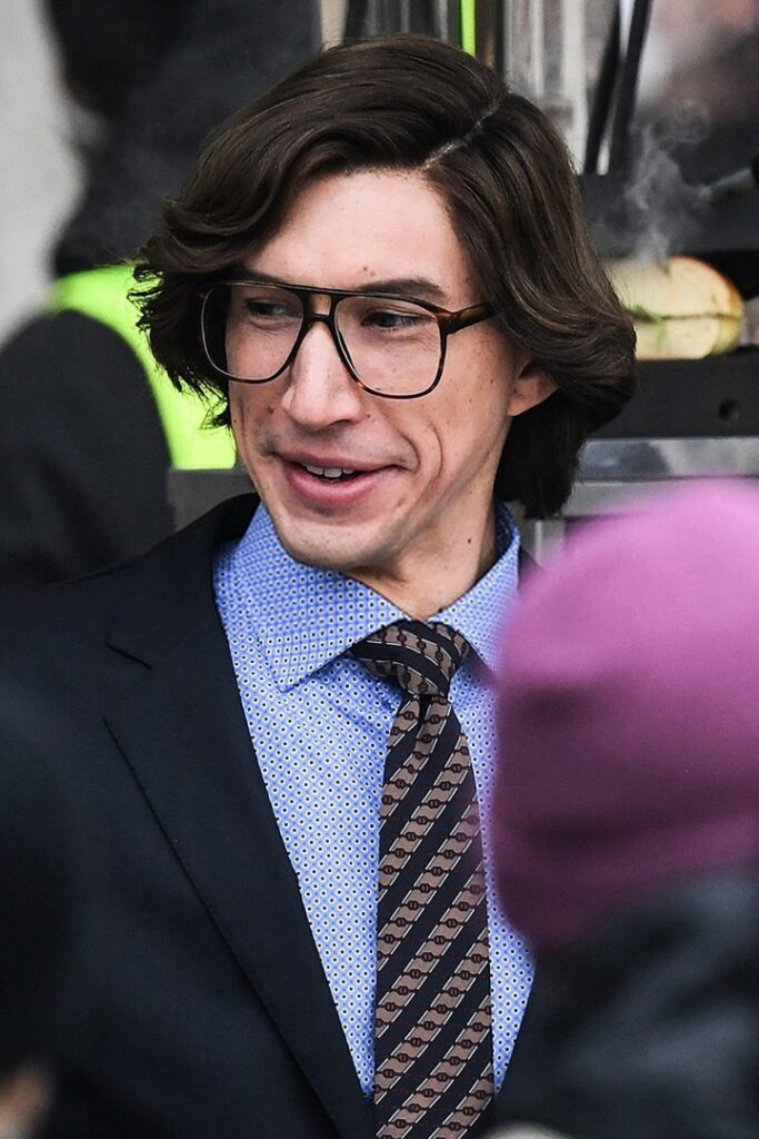 Pourquoi les lunettes d'Adam Driver dans "House of Gucci" sont-elles ...